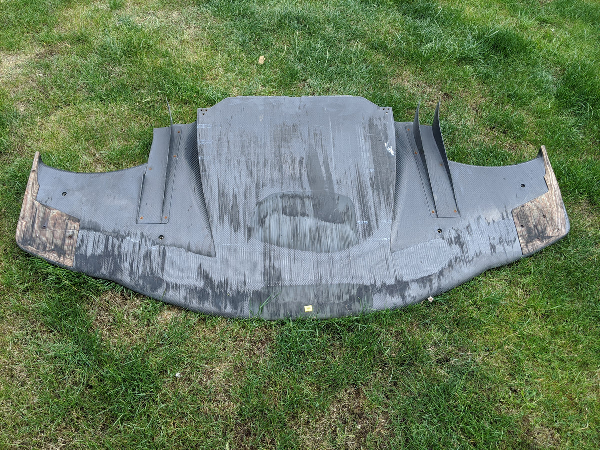 Aston Martin Racing 2018 New Vantage carbon fibre front splitter – Pit ...